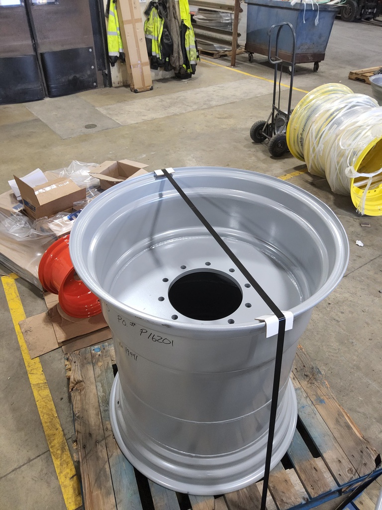 MANUFACTURED 36"W x 32"D, Agco Corp Gray 10-Hole Flat Plate , -12" Offset for Sale | NTS Tire Supply